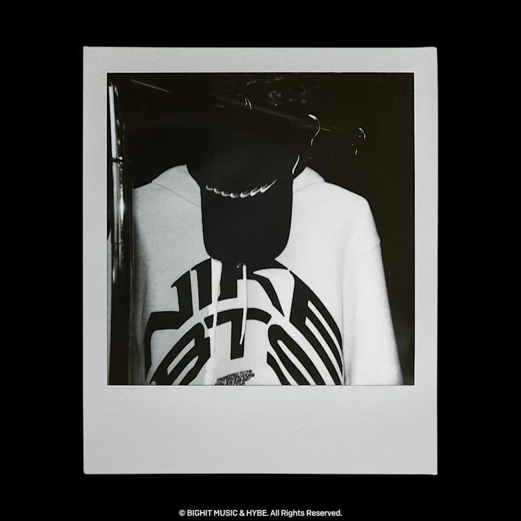 Nike BTS: WORLD TOUR “ARIRANG” Merch and Nike By You Experience ...